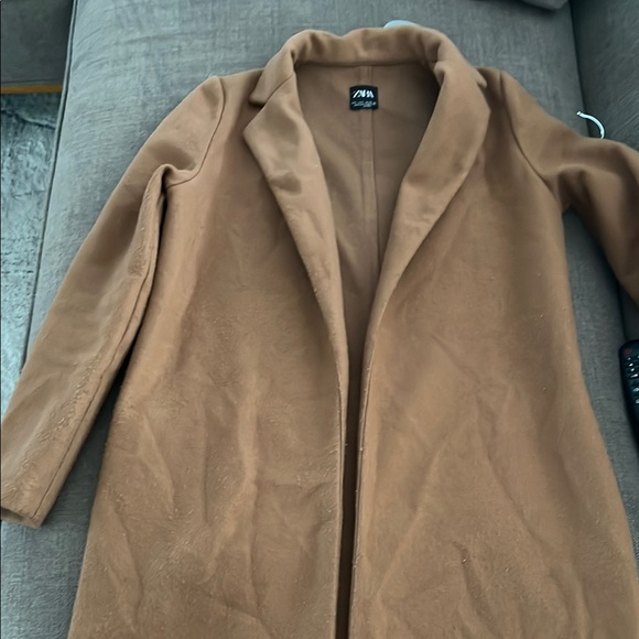 Zara | Jackets & Coats | Zara Tan Trench Coat With Wide Lapel And ...